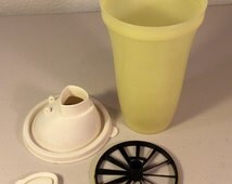 Popular items for tupperware shaker on Etsy