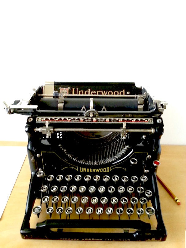 Underwood Typewriter Circa 1895 – oldschooltypers