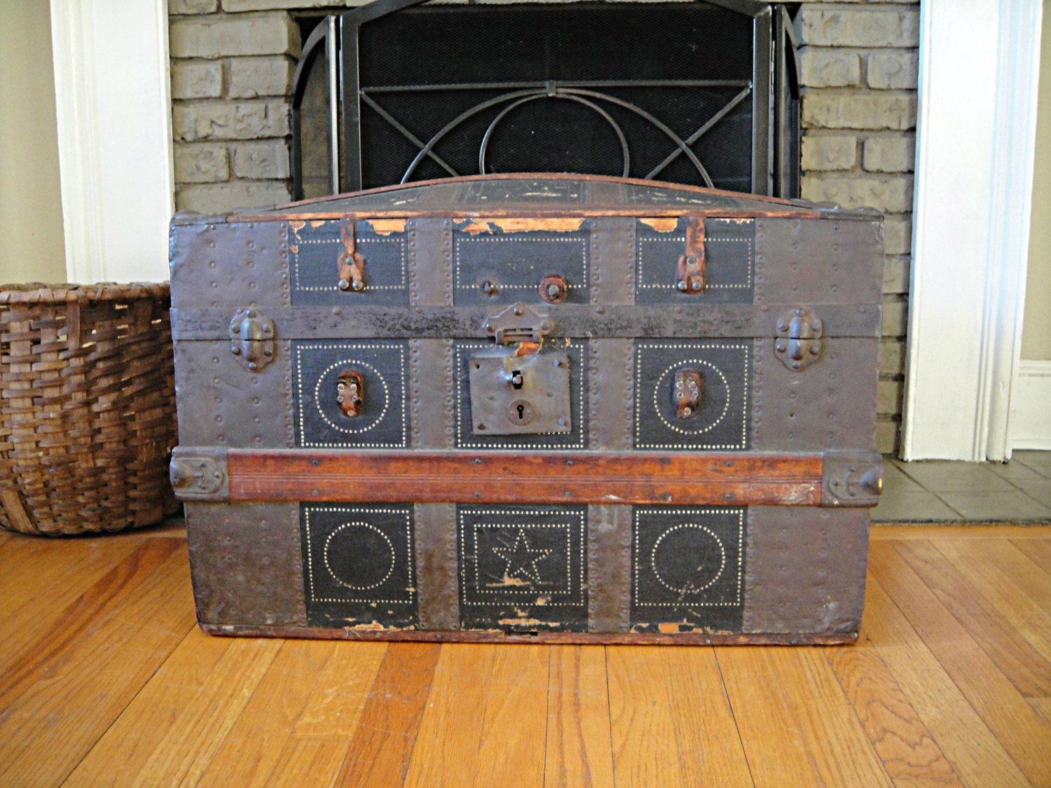 1860’s Antique Steamer Trunk Saratoga Barrel Top Nautical Industrial ...