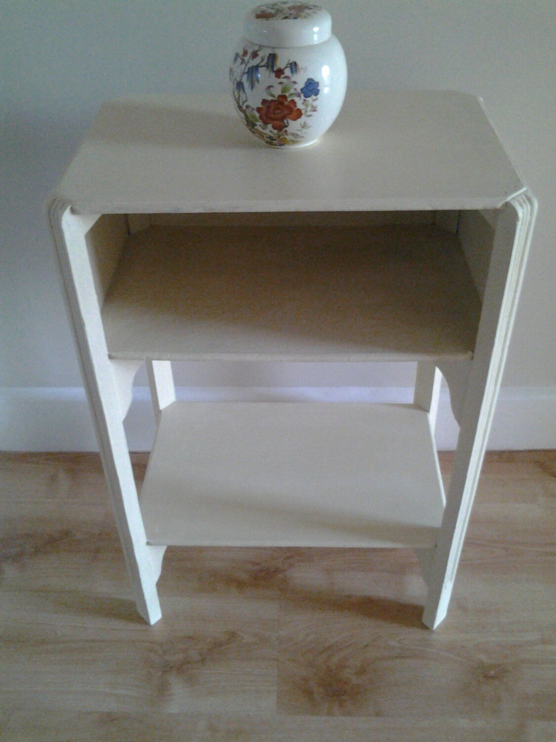 Upcycled vintage Display Table/HallTable – Haute Juice