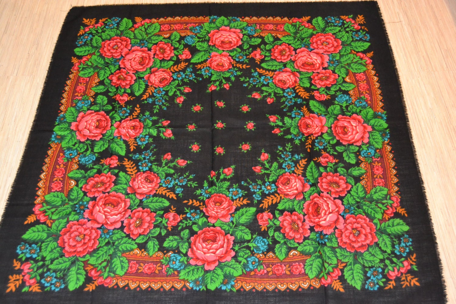 Vintage Russian wool shawl, Ukrainian Floral Scarf, Russian head scarf ...