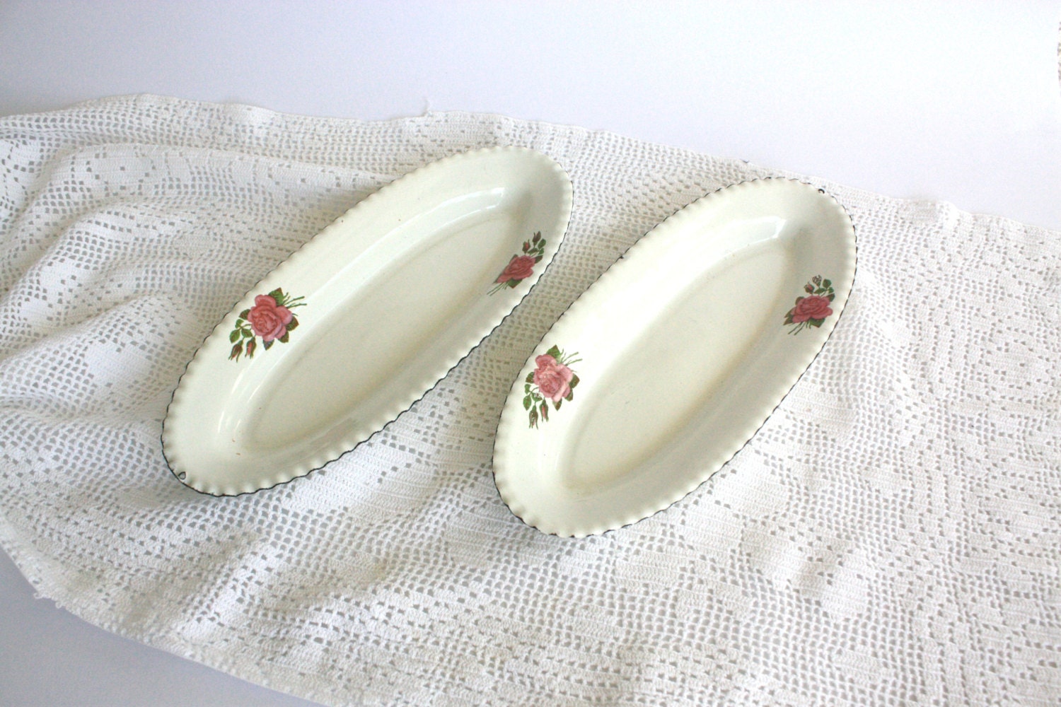 Set of 2 Soviet White Enamel Serving Dishes – Mid Century Kitchenware ...