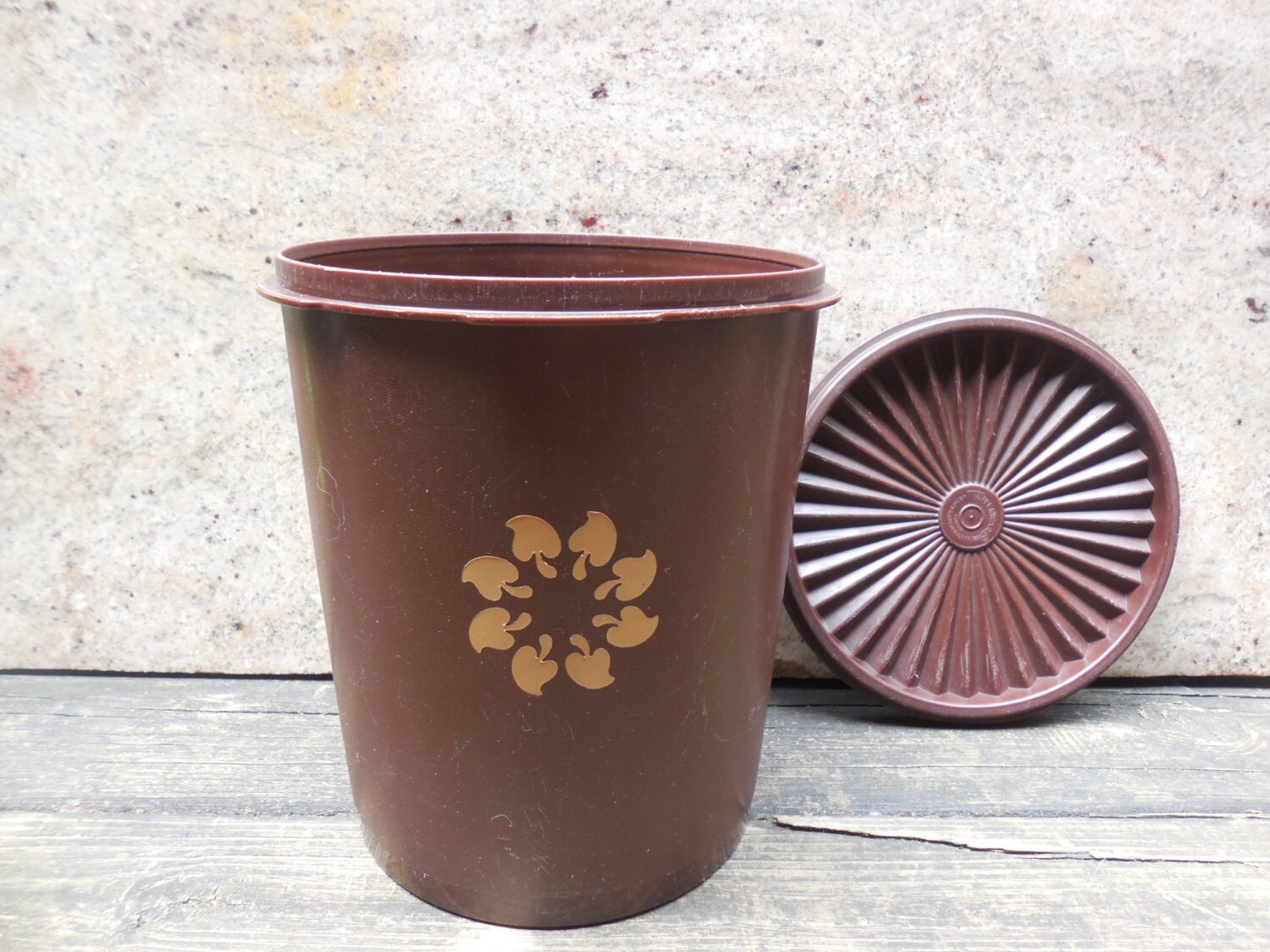 Vintage Tupperware – Use As Cookie Jar, Flour Bin, Etc. Tight-Close Lid ...