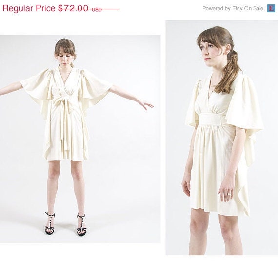 FLASH SALE / Vintage 1970s Dress / 70s Batwing Minidress / Boho Mini ...