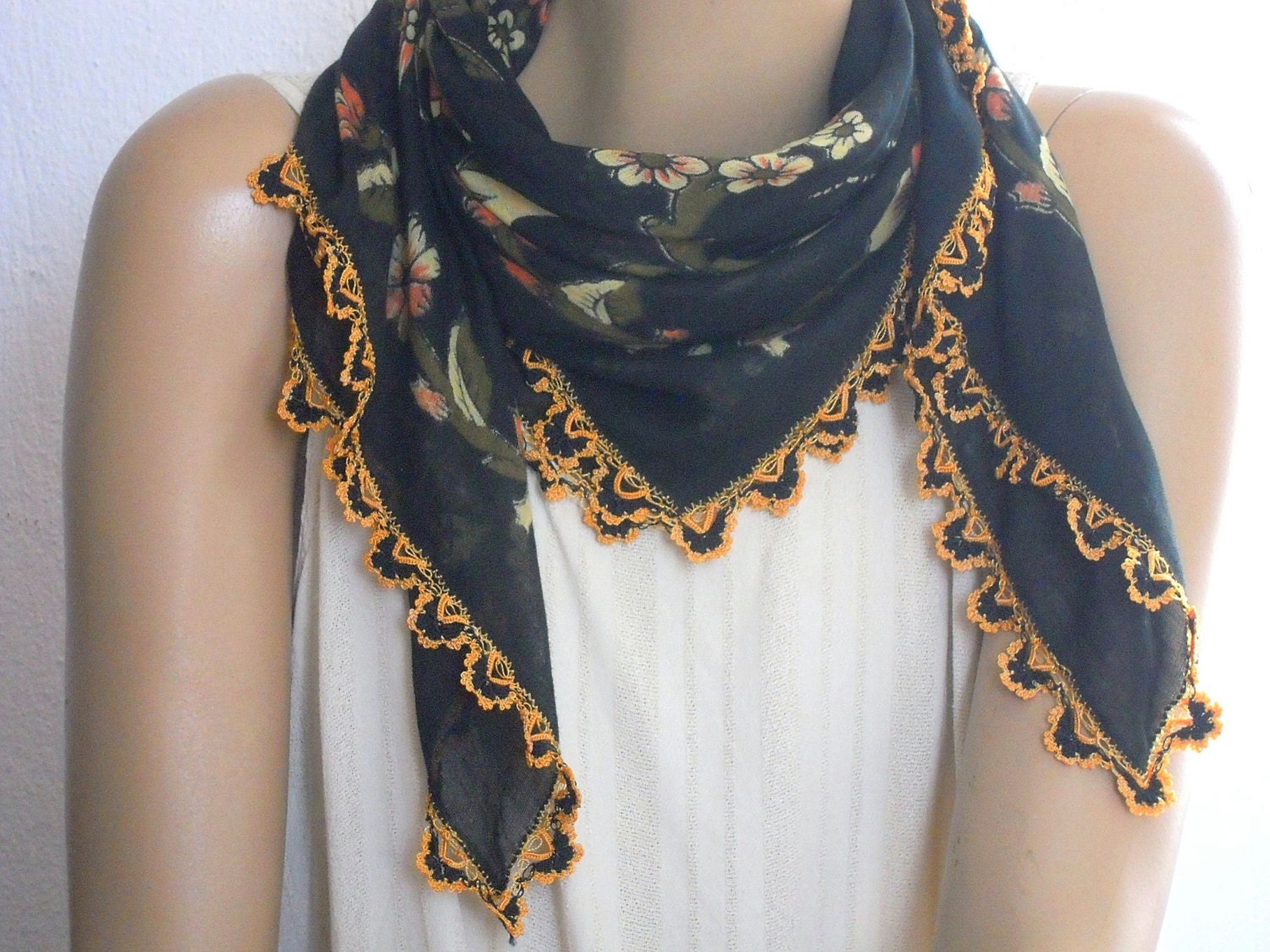 scarf with crochet edging, black orange cotton vintage – Haute Juice