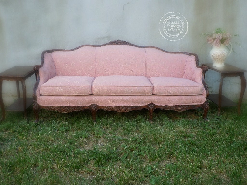 V I C T O R I A N, Pink Rose Couch, Antique Couch – Haute Juice