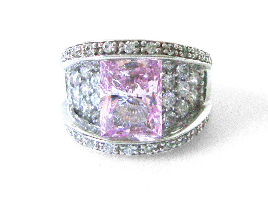 Glamorous Victoria Wieck Meda Sterling Silver Ring With Pink