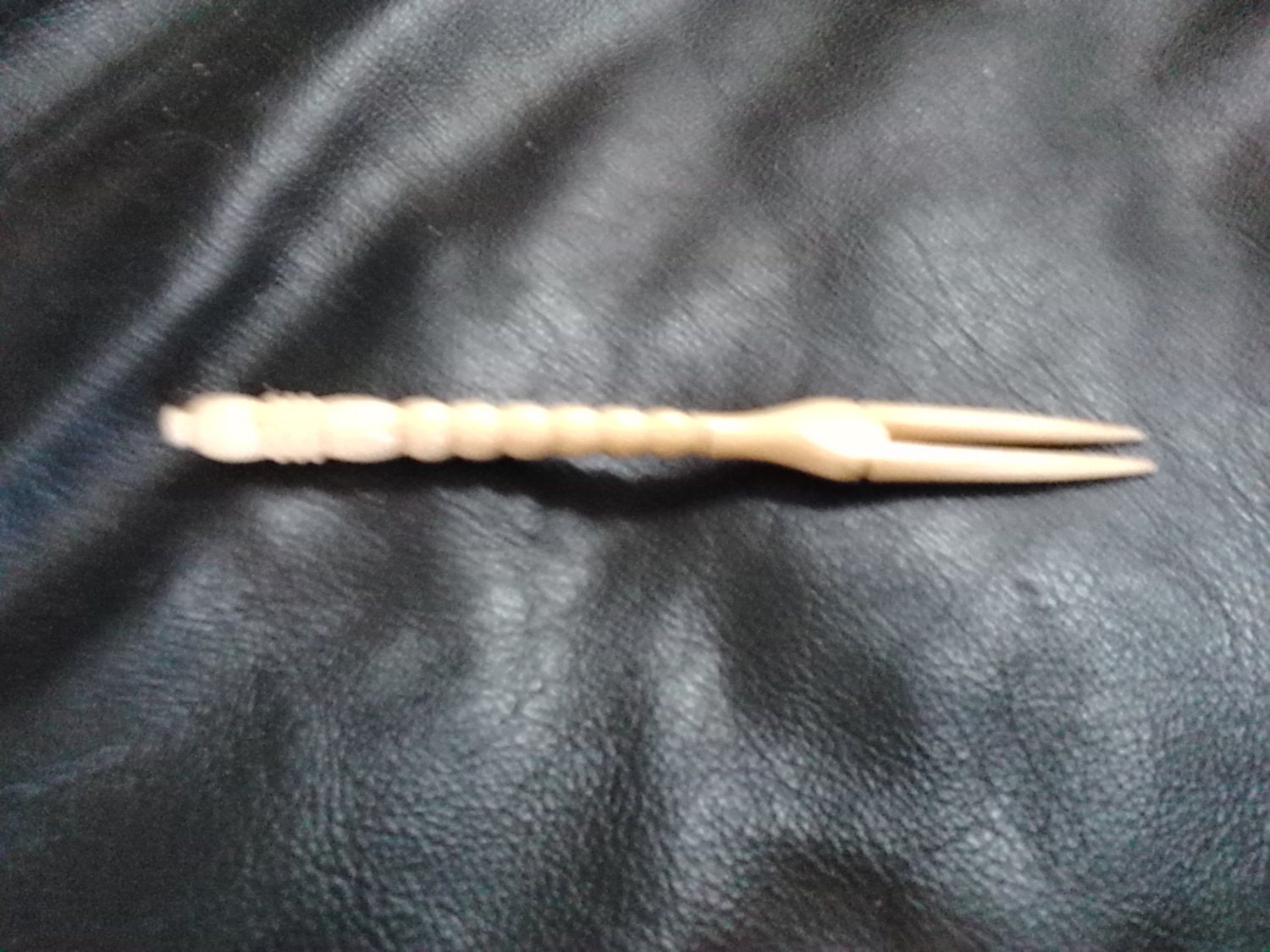 Vintage Bone Hand Carved Pickle Fork – Haute Juice