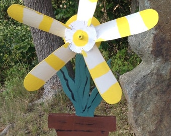 Wind spinner | Etsy