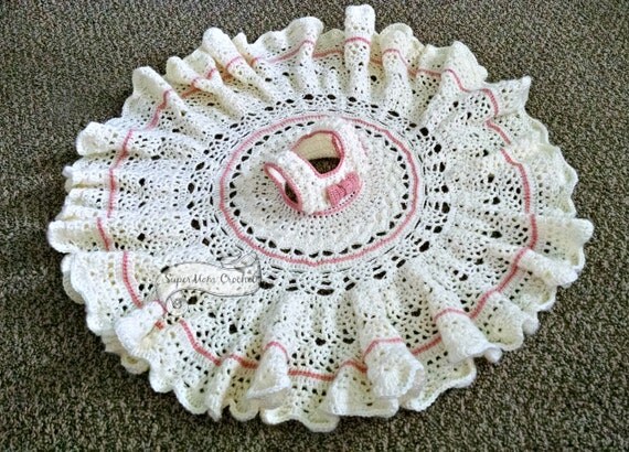 Lace and Ruffles Baby Dress Pattern