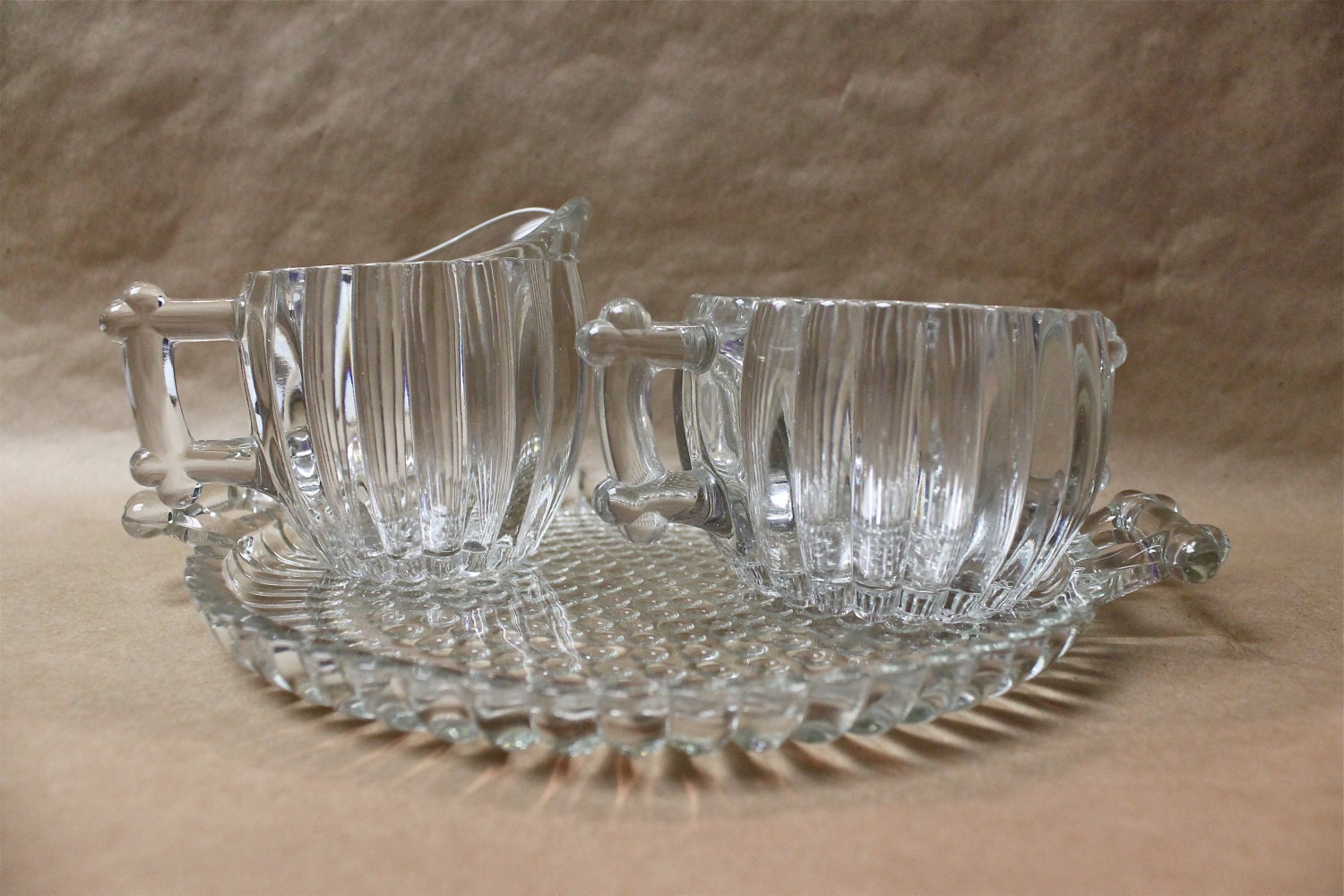 Jeanette Glass Co. Sugar & Creamer Set c.1947 – Haute Juice