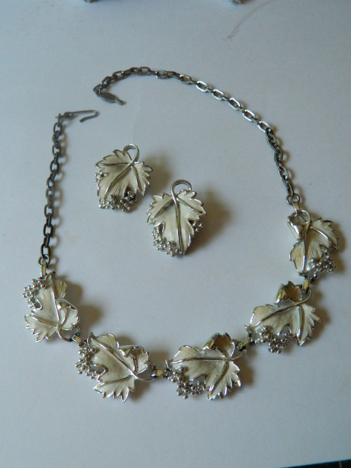 Grape design- Sarah Coventry set – Haute Juice