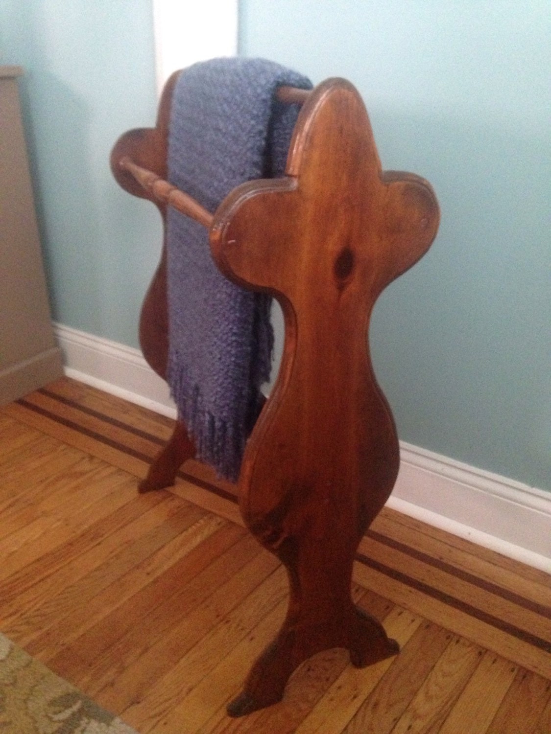 Small Quilt Rack, Blanket Rack – Haute Juice