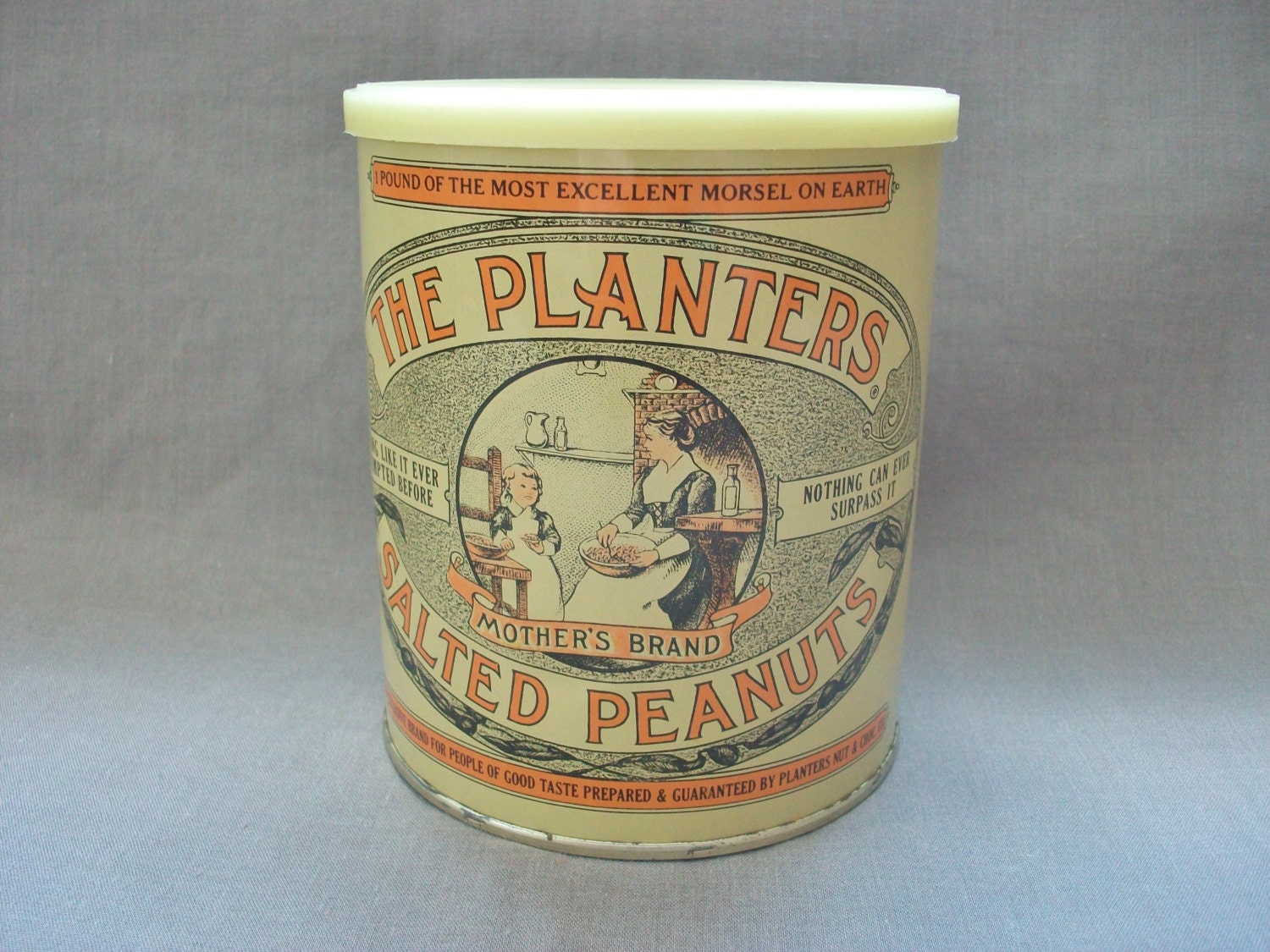 Planters Peanuts Tin Can, Vintage Beige The Planters Salted Peanuts Can ...