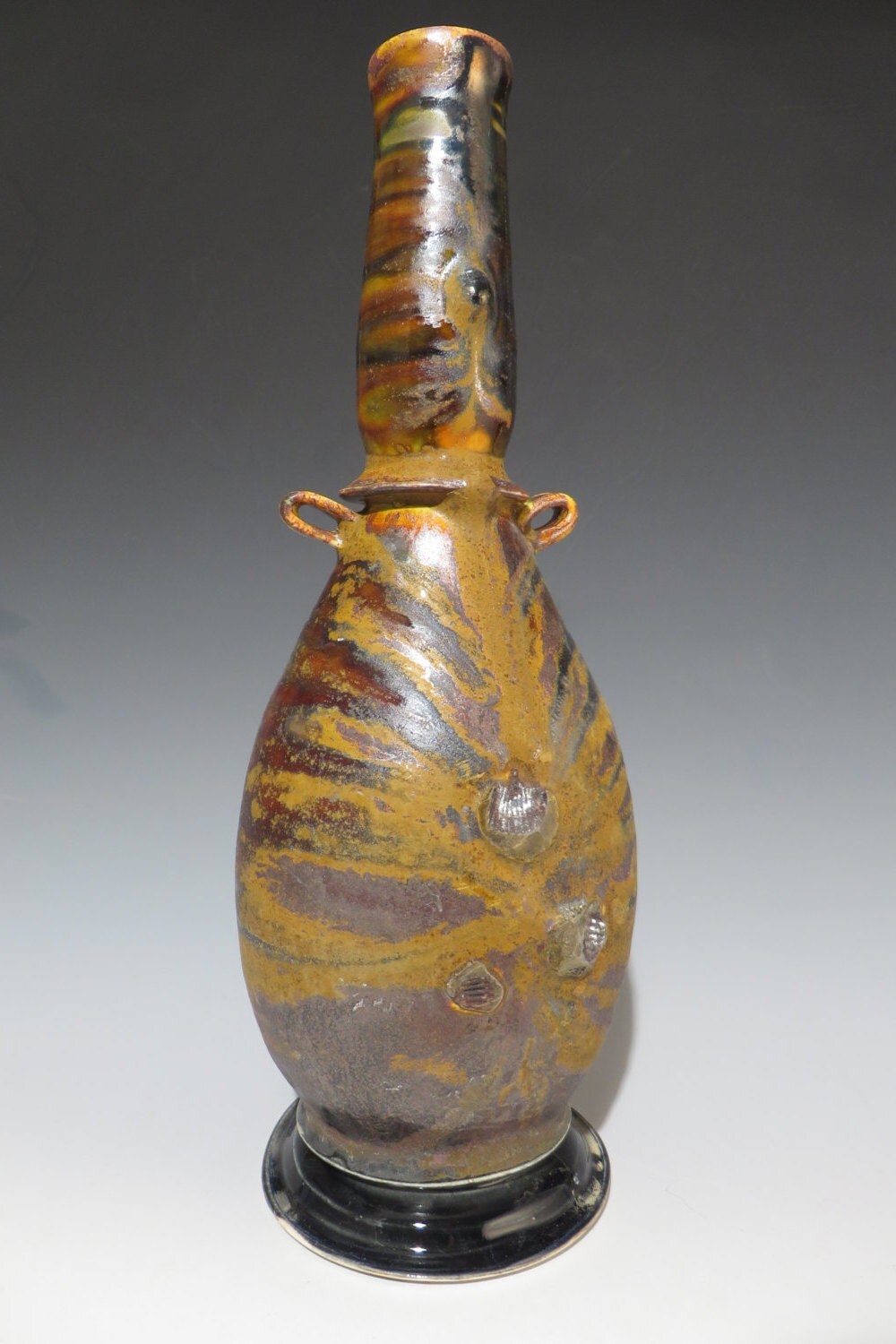 Ash Vase II 219