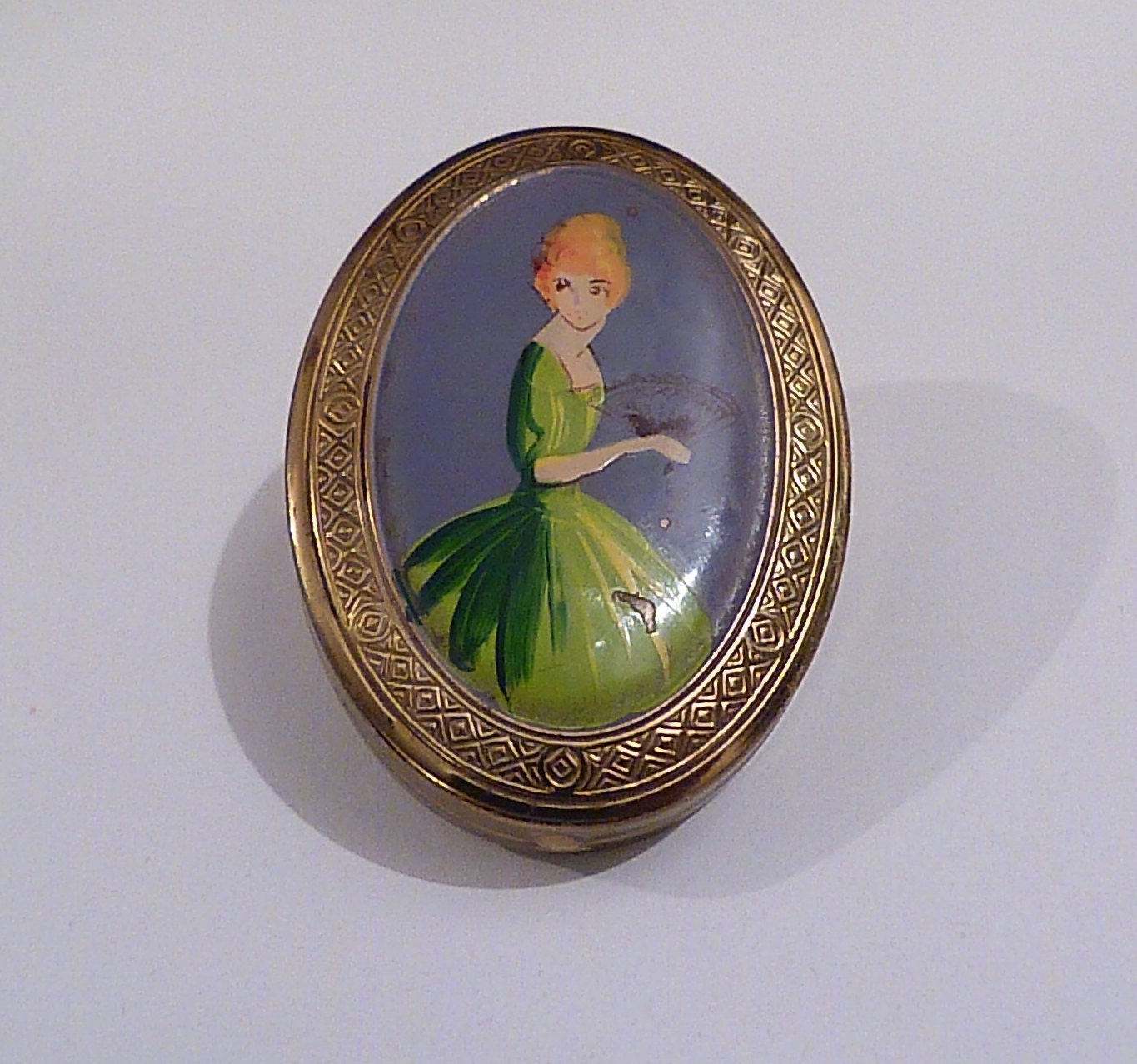 Rare antique gifts compact lady with a fan antique compact mirrors ...