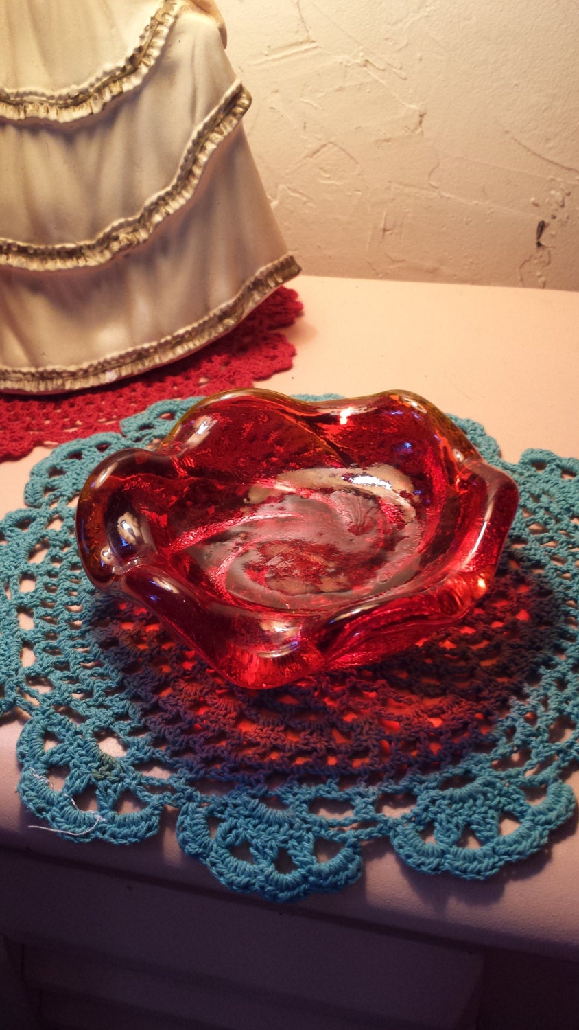 Retro Heavy Glass Red Swirled Candy Dish – Haute Juice
