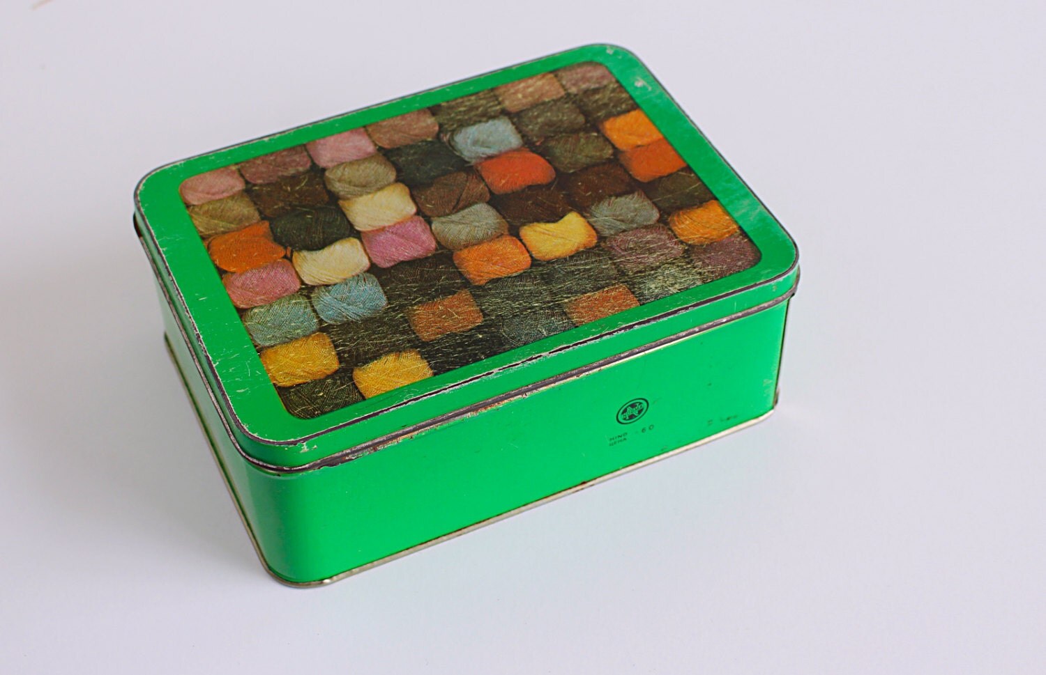 Vintage Tin Box, Soviet Vintage Tin Container with Cover, Green ...
