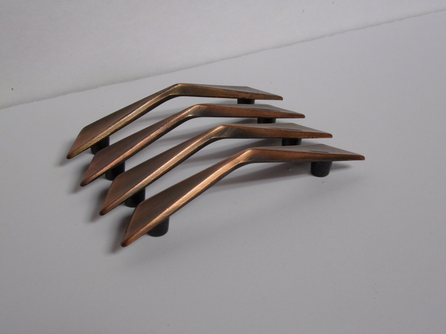Vintage Copper Flared Chevron Cabinet Furniture Handles Pulls Set of 4 ...