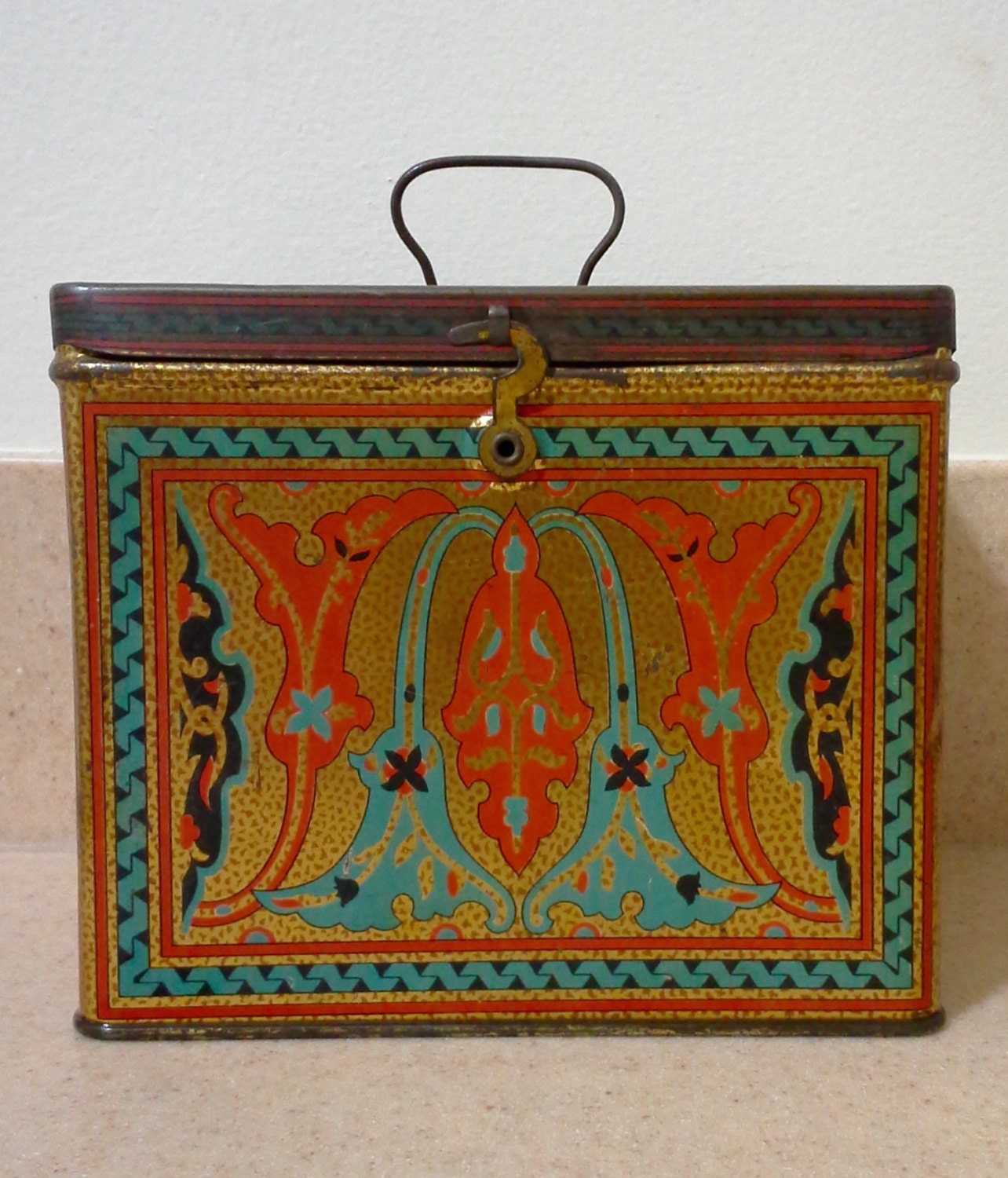 Authentic Uneeda Tin Biscuit Canister, Ethnic Canister, Lidded Tin Box ...