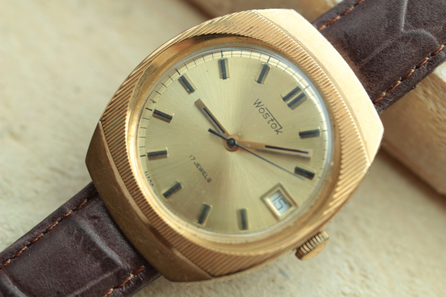 USSR VOSTOK Gold Plated AU Beautiful Soviet Mens Wrist Watch Vintage ж ...