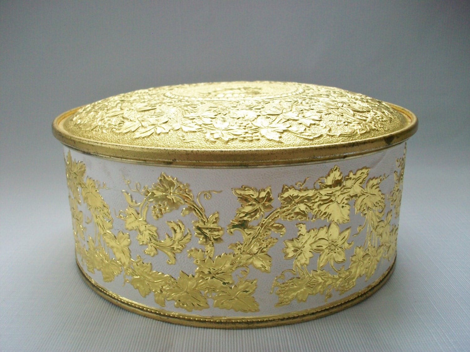 Guildcraft Grapevines Tin Can, Vintage Gold Tone Embossed Grape Leaves ...