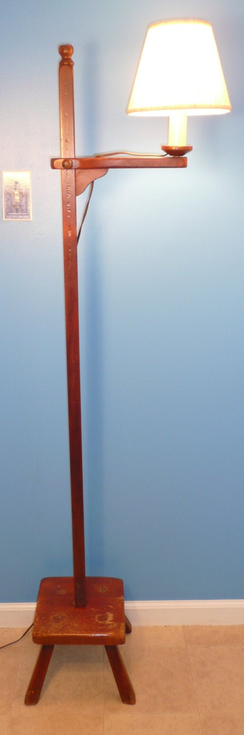 Vintage CUSHMAN Colonial Creations Maple Wood Floor Lamp, Arts & Crafts ...