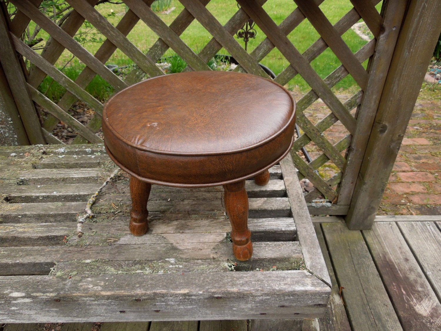 Foot stool – vinyl covered stool – traditional decor – colonial – Early ...