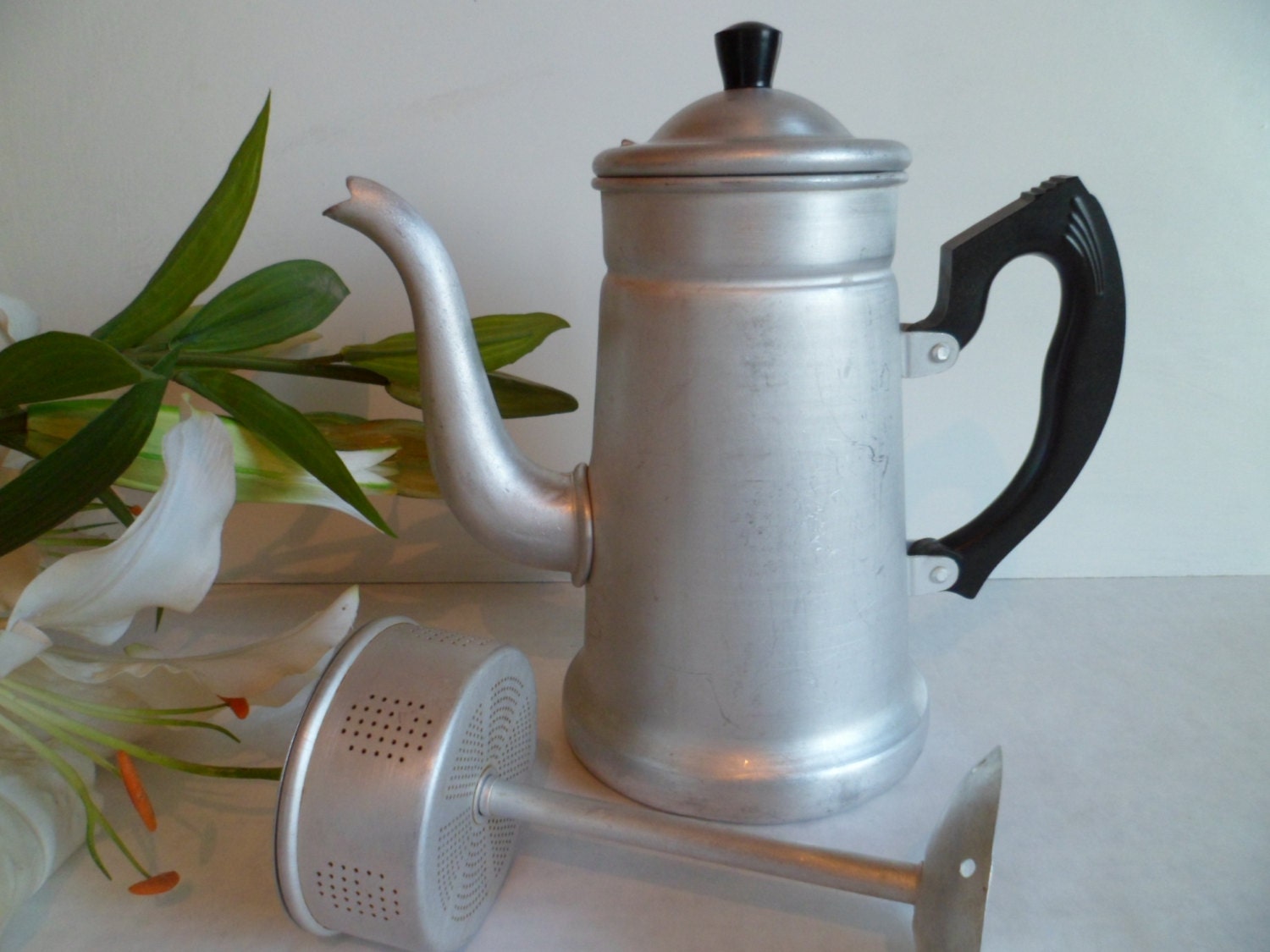 1960’s Soviet Union Vintage Coffee Pot – Haute Juice
