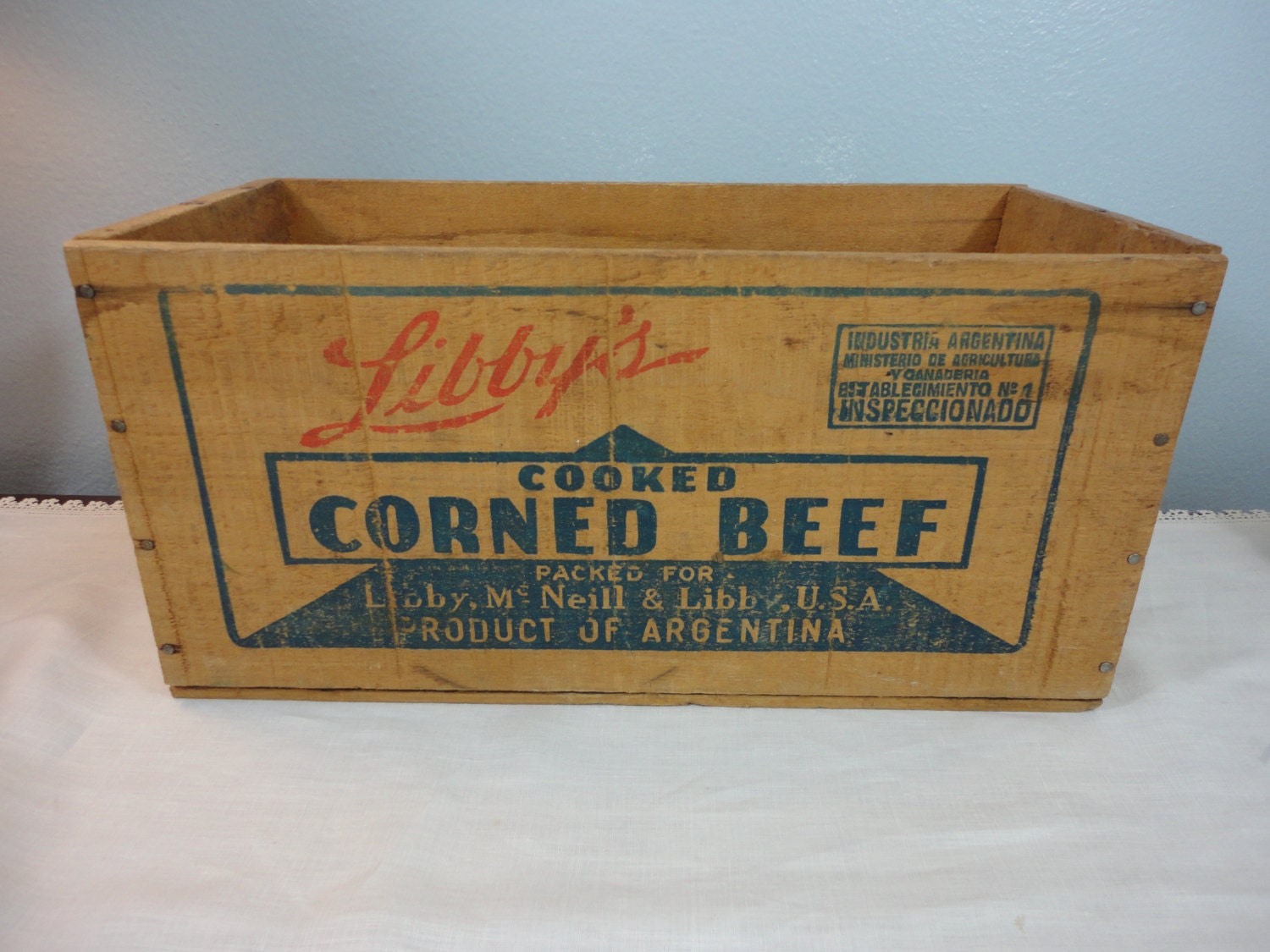 Wooden Libby’s Corned Beef Box from Argentina – Small 15″ x 7″ x 7 ...
