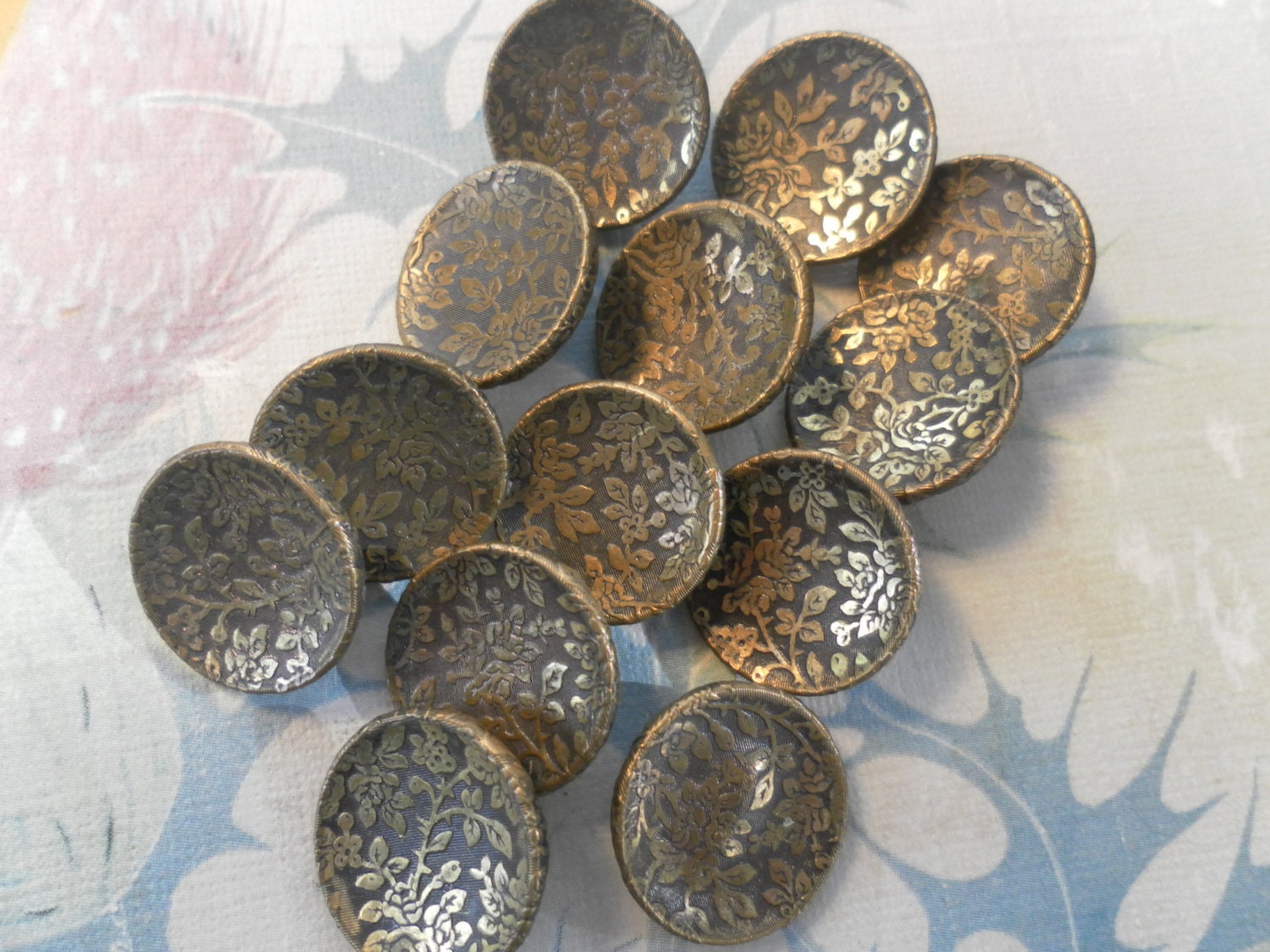 Stunning Vintage bronze toned very old Buttons (13) free shipping ...