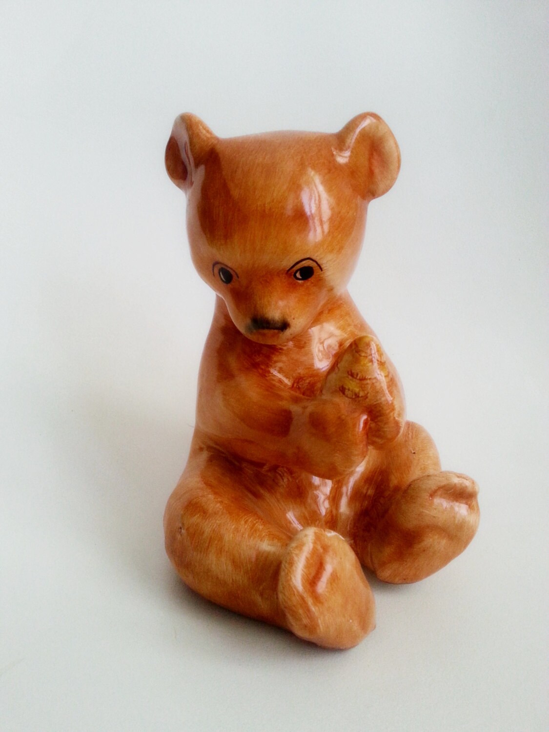 Retro porcelain bear