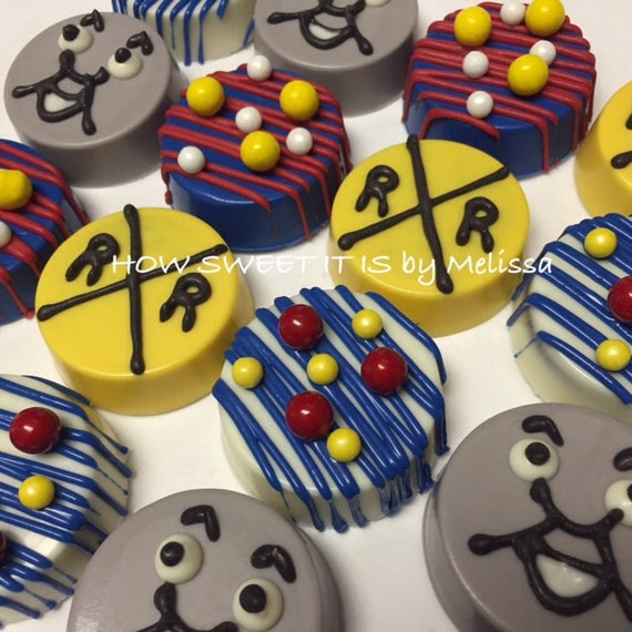Thomas the Train Chocolate Covered Double Stuffed Oreos 1