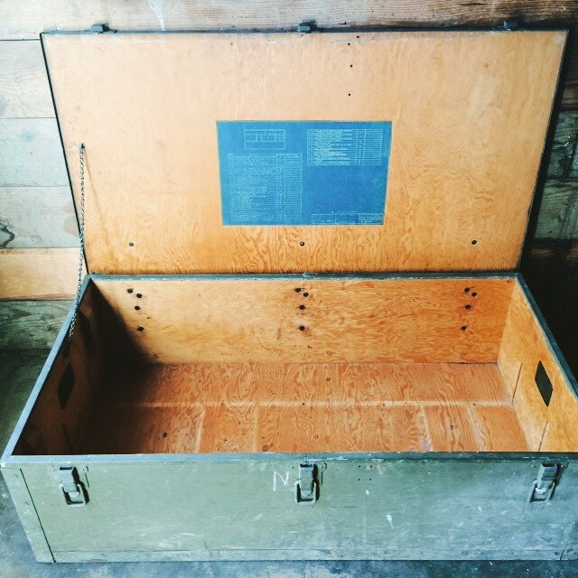 U.S. Military Foot Locker Trunk in Distressed Green with Metal Hardware ...