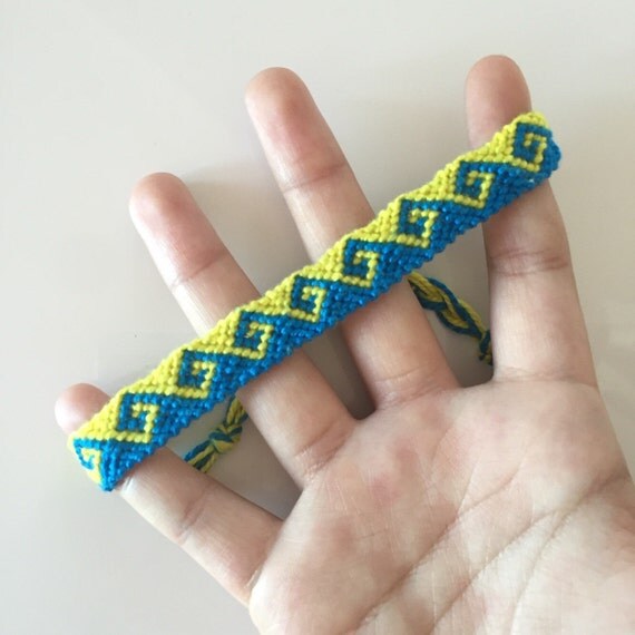 Items similar to Reversable Greek Wave Adjustable Friendship Bracelet ...
