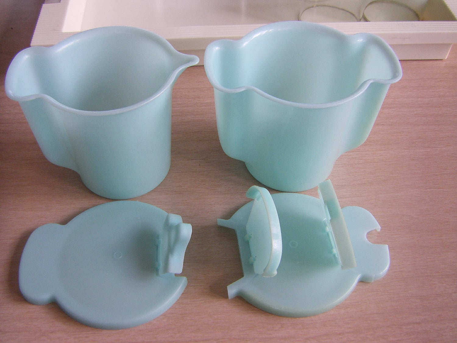Vintage Aqua Blue Tupperware Sugar Bowl and Creamer – Haute Juice