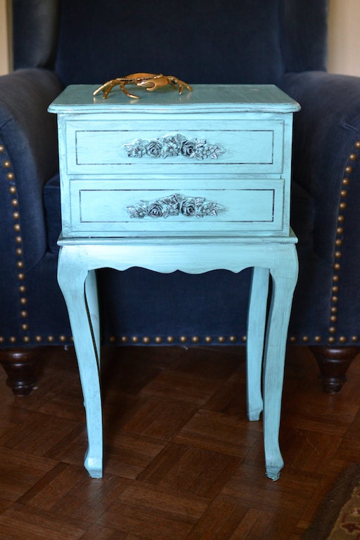 PORTFOLIO Sold Aqua Painted Curved Leg Table – Petite Side Table with ...