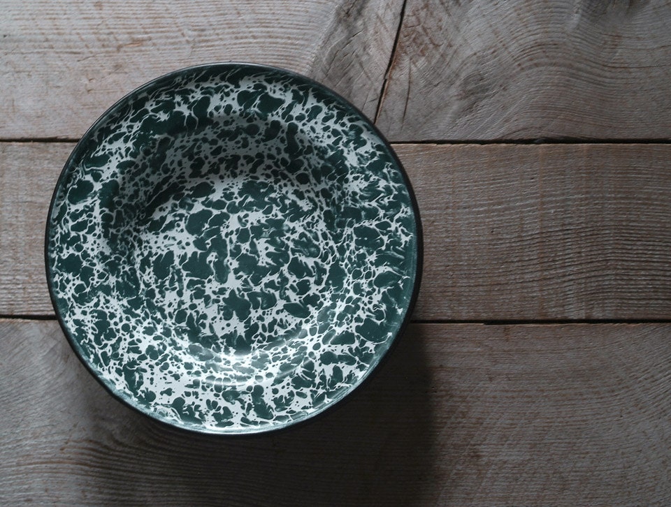 Vintage Set of 8 Enamel Spatterware Pasta Bowls, Enamelware Bowls ...