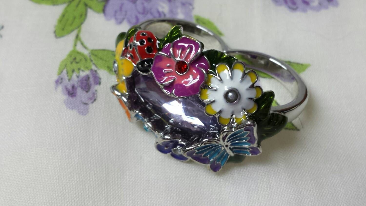 Avon Double Ring Size 9 10 Textured Flowers Mint Never worn Original ...