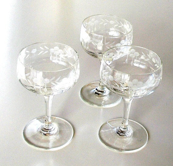 Antique Etched Glassware 1920s Stemware Vintage Aperitif Sherry Glasses ...