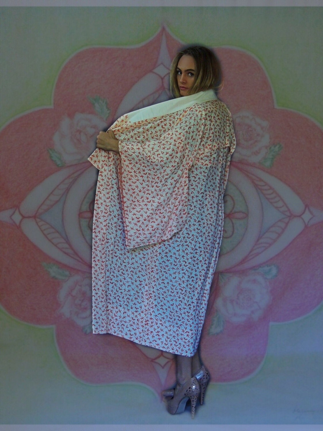 Vintage silk kimono / Japanese oriental geisha robe / white with bright ...