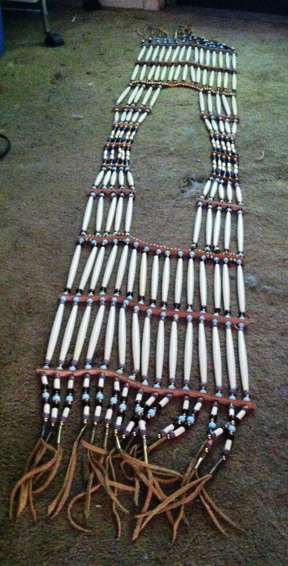 NATIVE WOMAN'S BREASTPLATE Elegant and graceful using