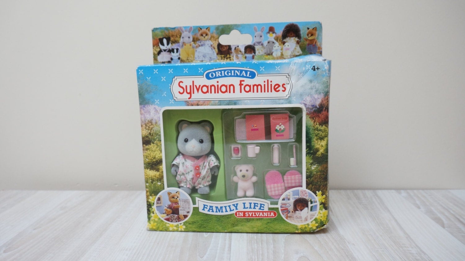 Sylvanian Families Animal Figurine set new Kid Toy velour