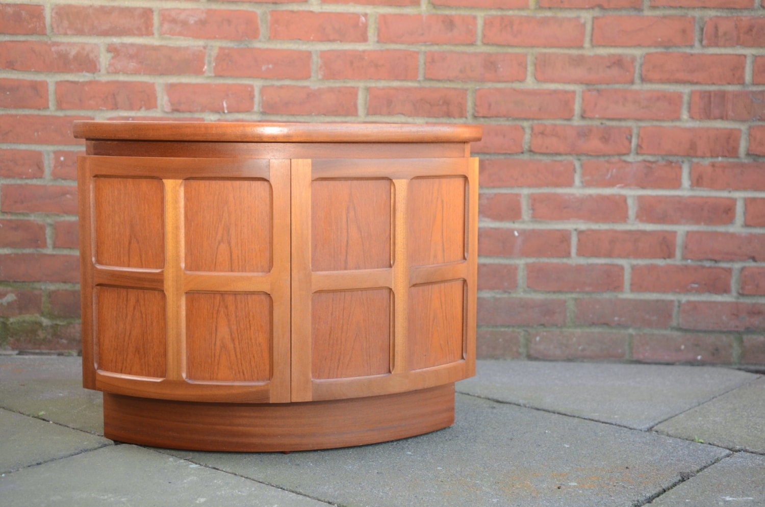 Retro Nathan Corner Display Cabinet – Vintage Mid Century Teak Hifi ...