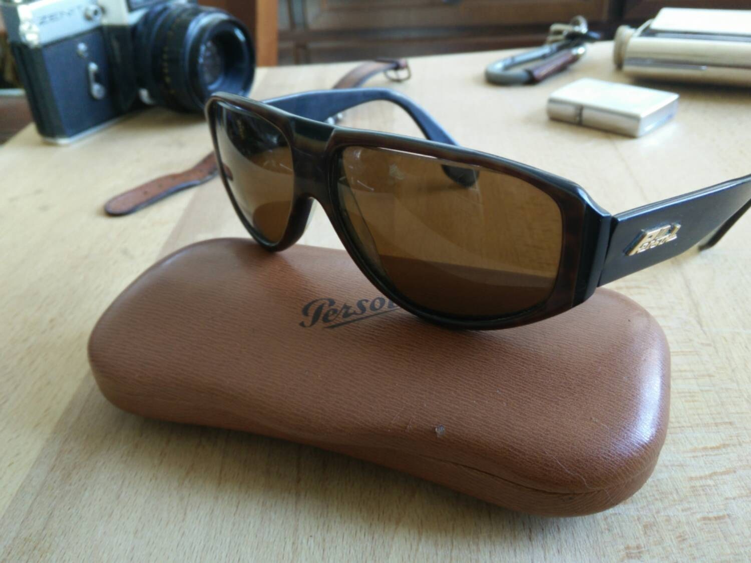 Rare Persol Ratti P47, original case – Haute Juice