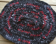 Denim Rag Rug, Oval Rug, Amish Knot Rug, Black with Red Oval 26x22 inch