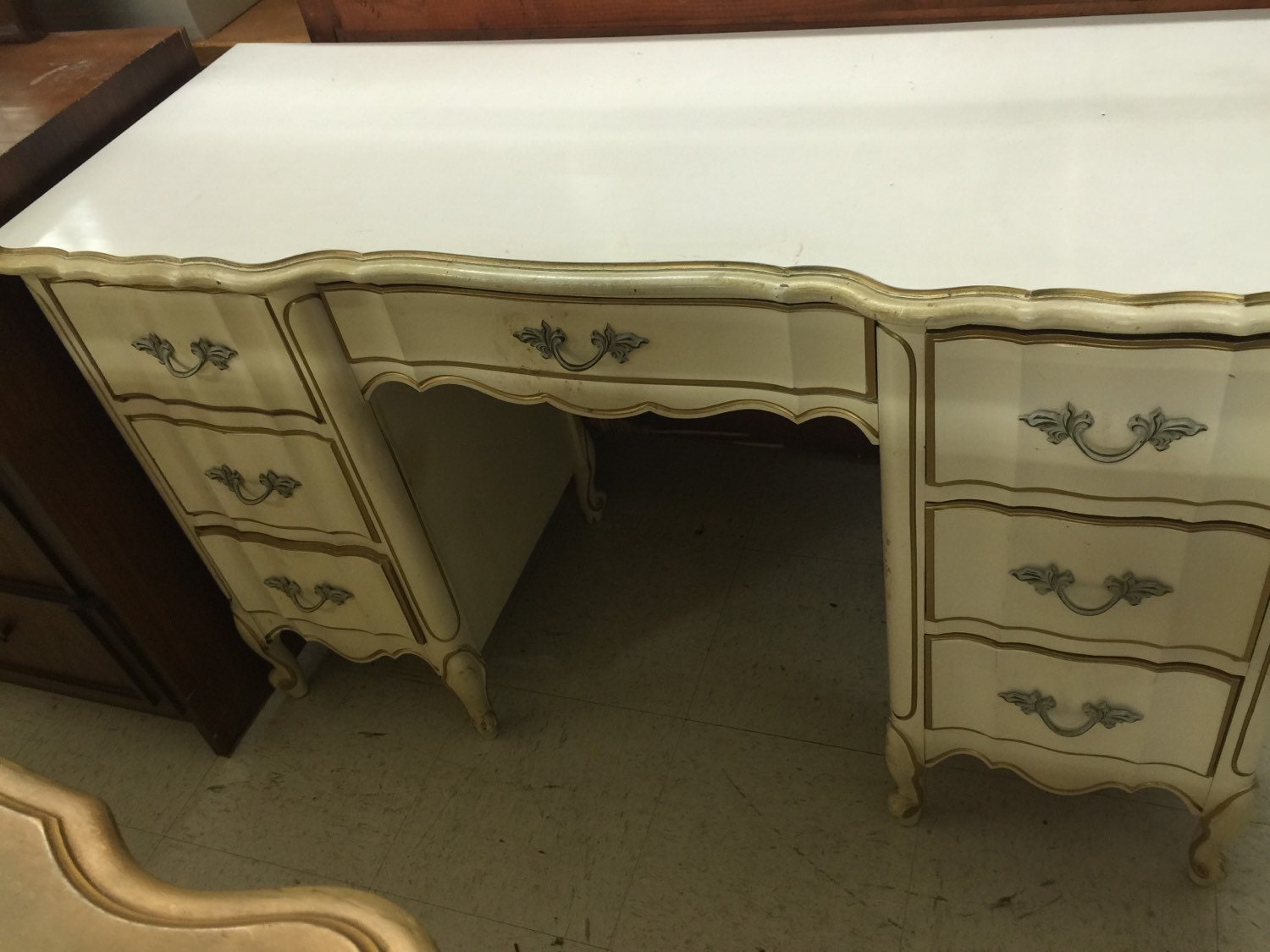Vintage French Provincial Desk or Vanity – Haute Juice