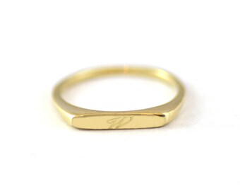 Custom signet ring | Etsy