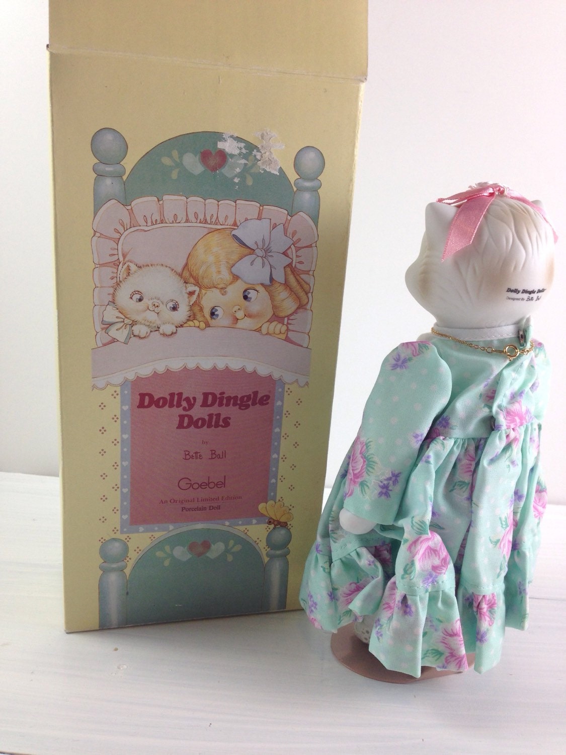Vintage Dolly Dingle Doll by Bette Ball 1993 Goebel Cat