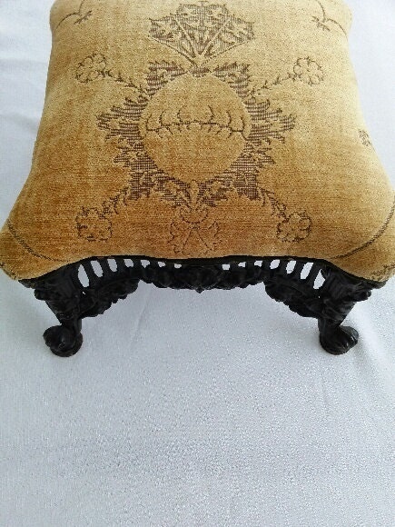 Cast Iron Victorian Foot Stool – Haute Juice